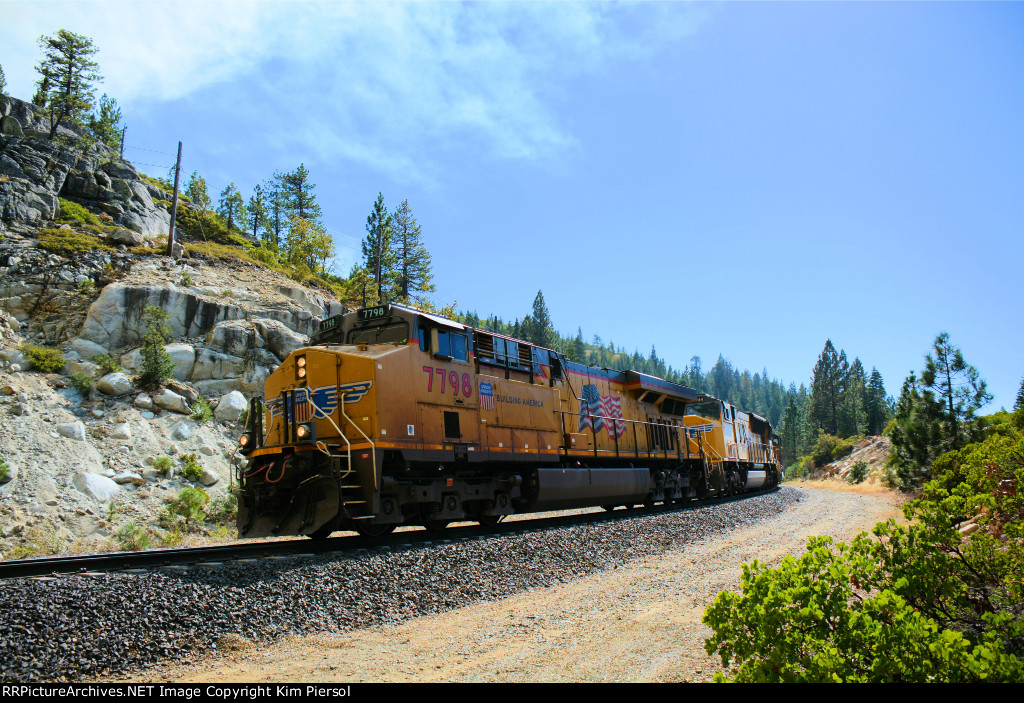 UP 7798 EB UP Roseville (Donner Pass) Sub